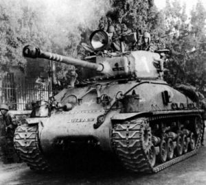 The Sherman M4A1 76W: This first 76 Sherman into Combat in US Hands ...