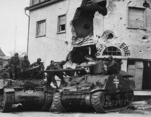 The Sherman M4A3 76W: The tank that would grow into the ultimate ...