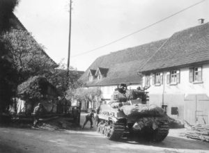 The Sherman M4A3 76W: The tank that would grow into the ultimate ...