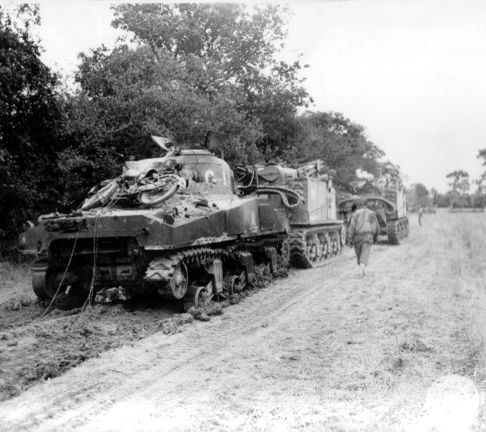 # 7 More Things Built On The Sherman Chassis: ARVs | The Sherman Tank Site